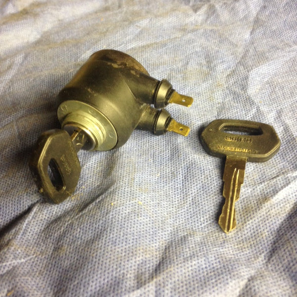 911 Alarm Switch driver side NO KEYS 1978-89 Bosch 0342006006 key for ...